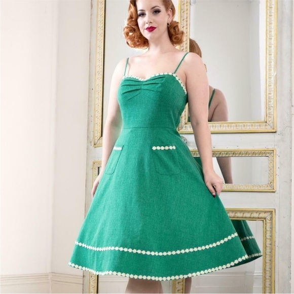 Voodoo Vixen | Dresses | Voodoo Vixen Deliliah Green Flared Dress Daisy ...